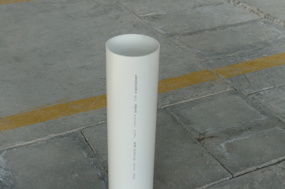 UV Resistance PVC Water Pipe with Threaded Connection Type Produced by ...